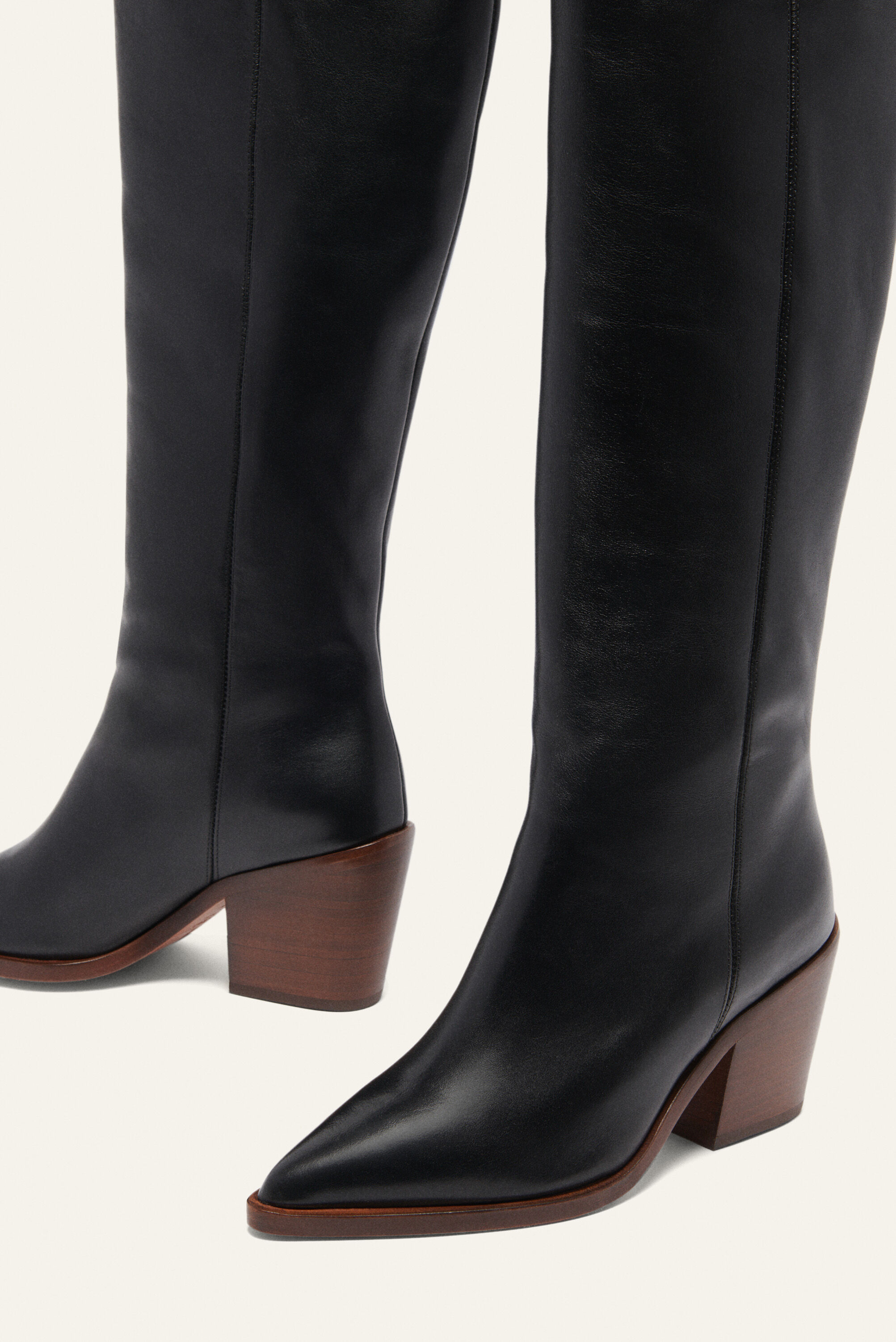 ba&sh Official Site | Luxury French Clothing, Shoes & Accessories